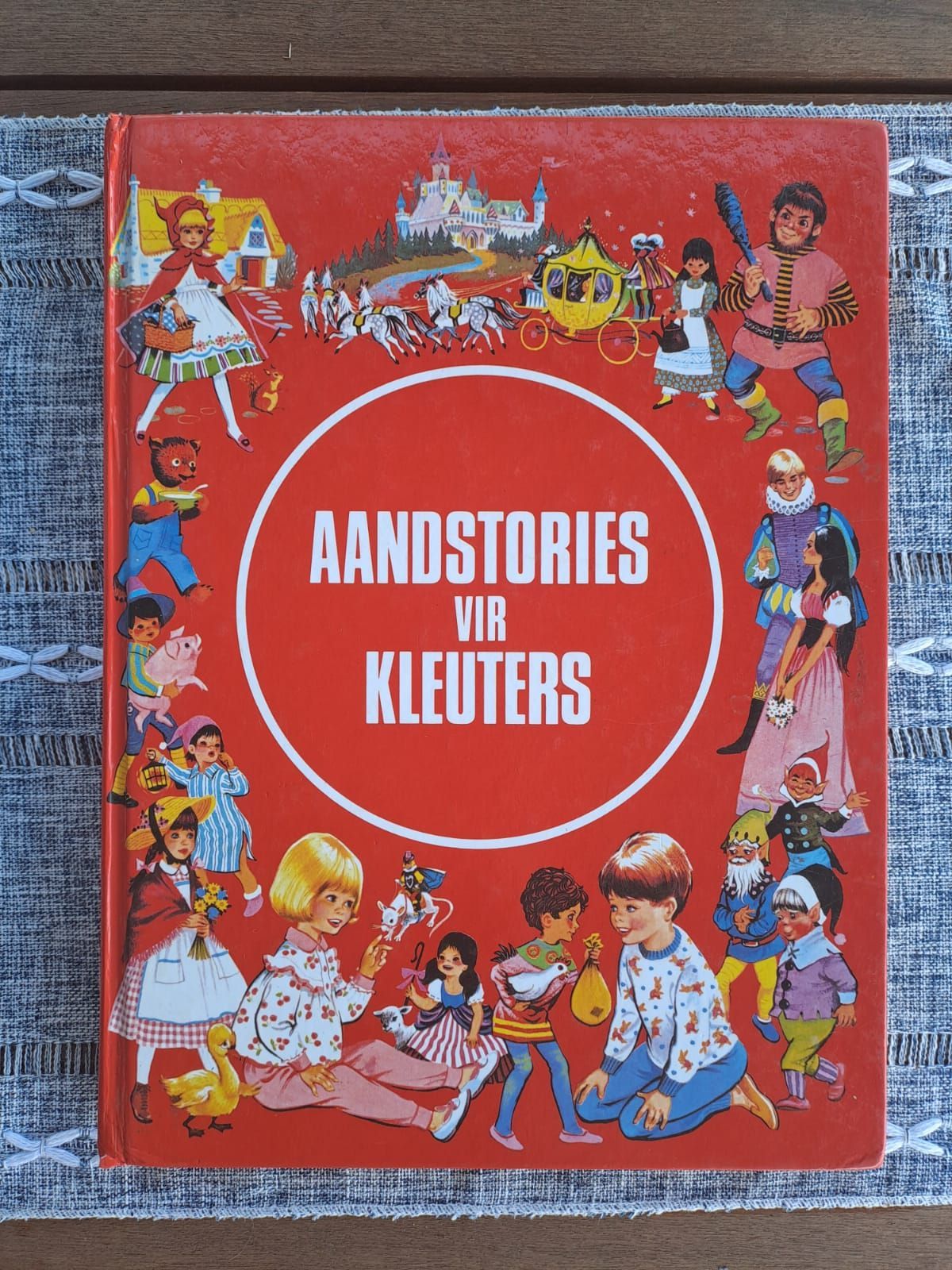 Yaga - marketplace for preloved fashion