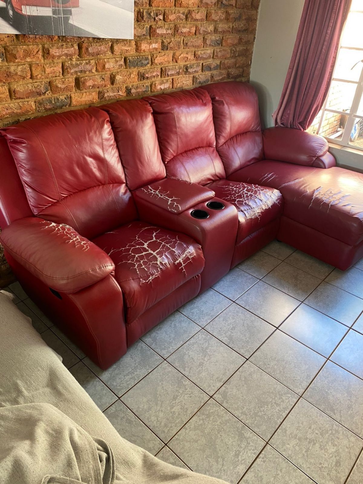 Yaga - marketplace for preloved fashion