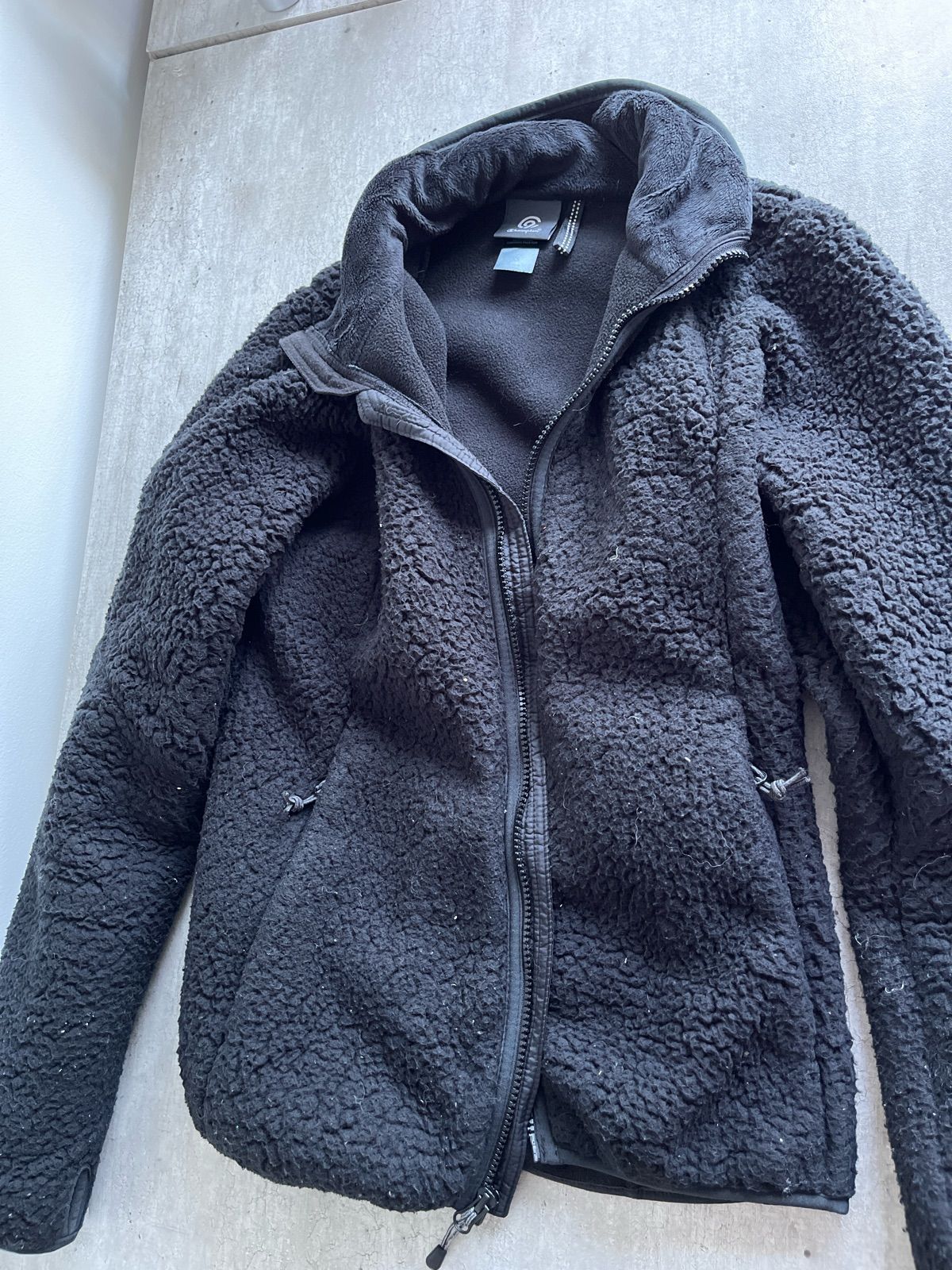 Yaga - marketplace for preloved fashion