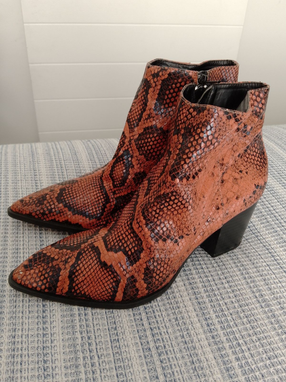 Yaga - marketplace for preloved fashion