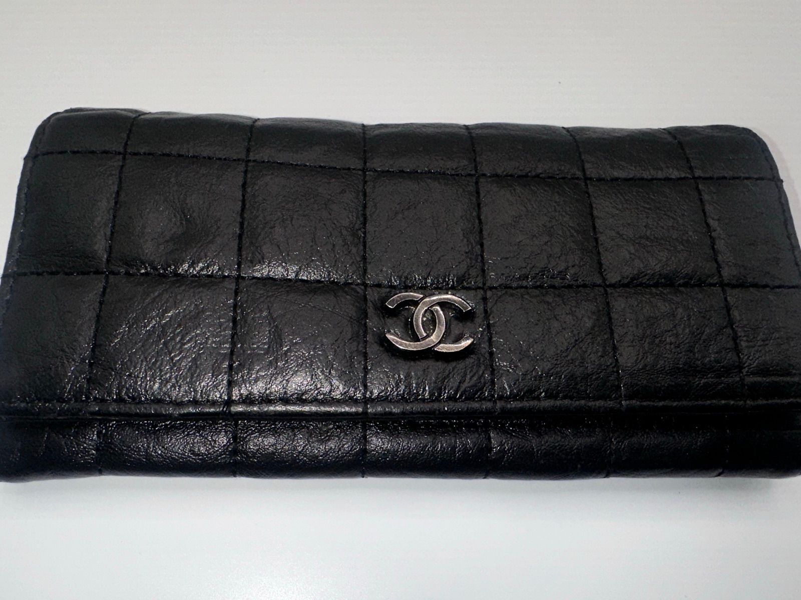 Yaga - marketplace for preloved fashion