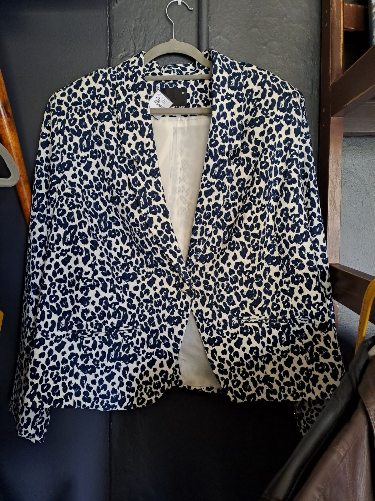 Yaga - marketplace for preloved fashion