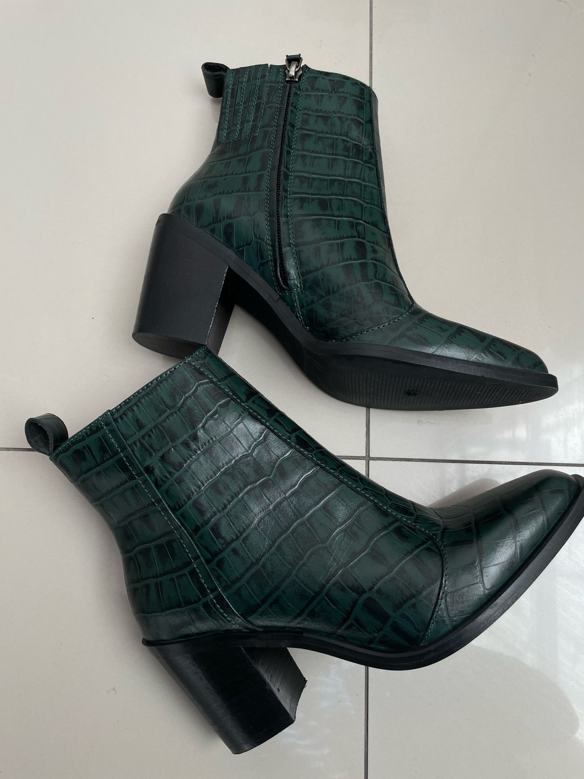 Yaga - marketplace for preloved fashion