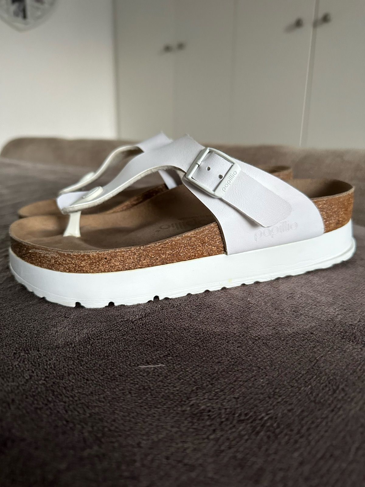 Yaga - marketplace for preloved fashion