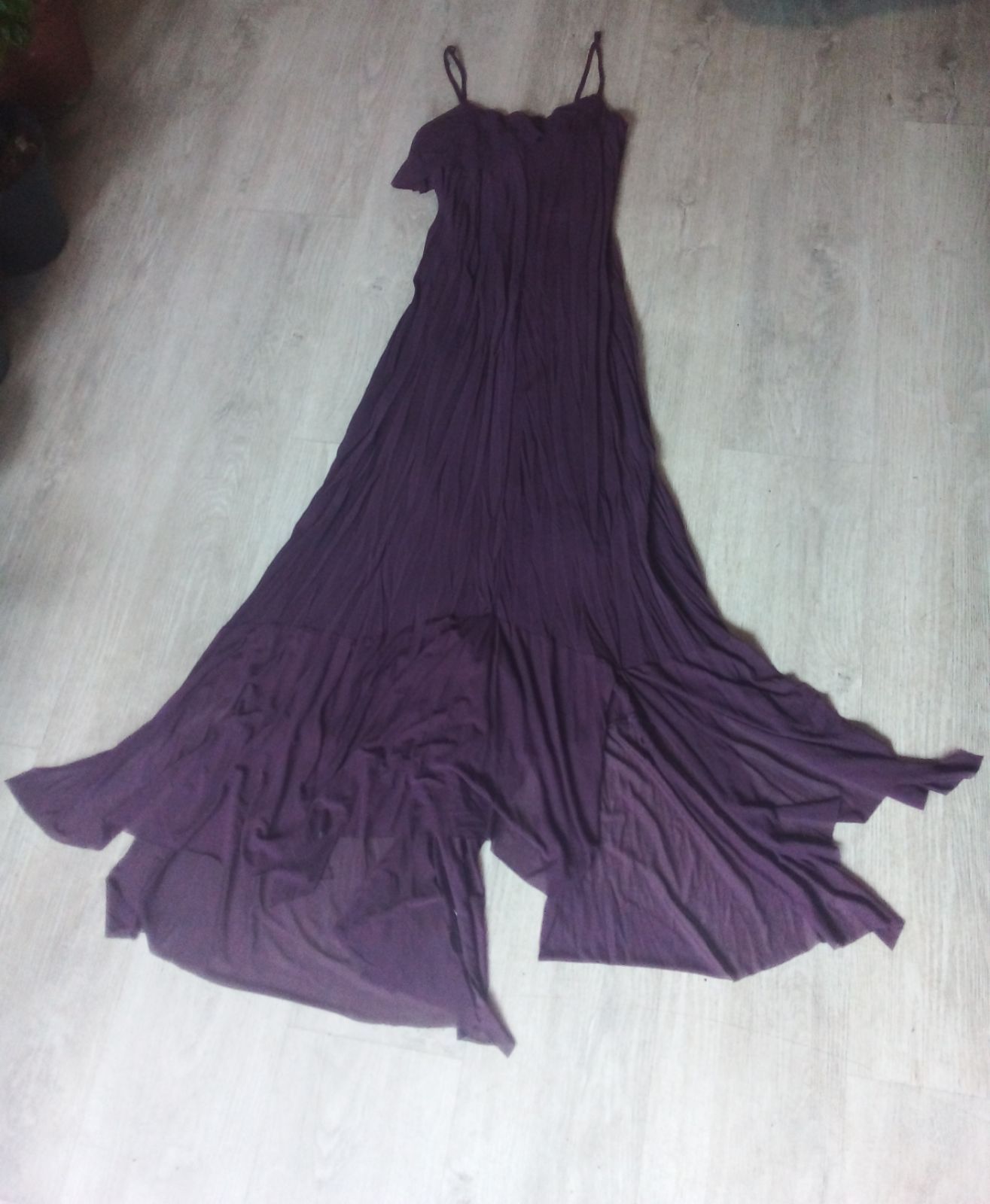 Yaga - marketplace for preloved fashion