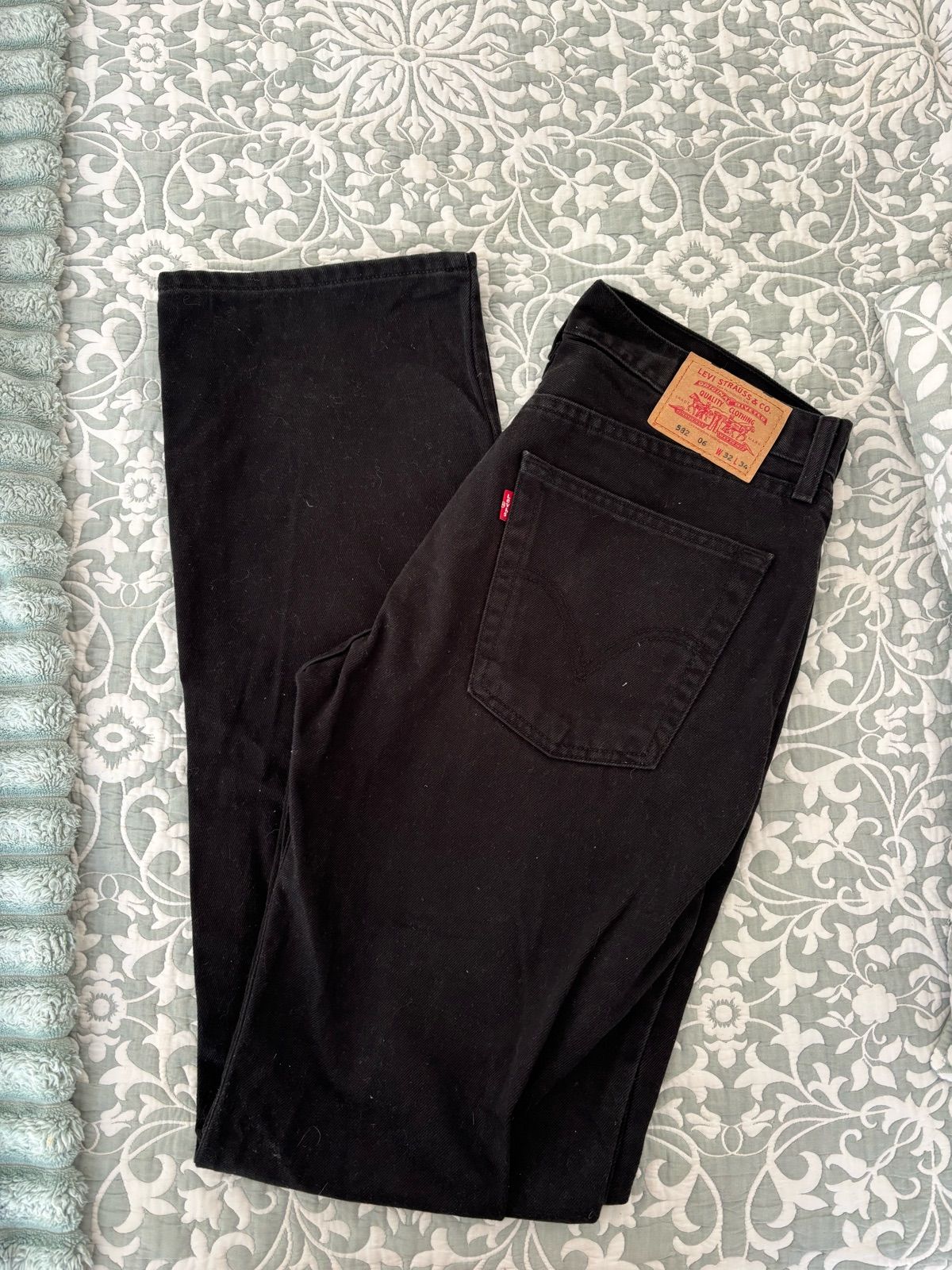 Yaga - marketplace for preloved fashion