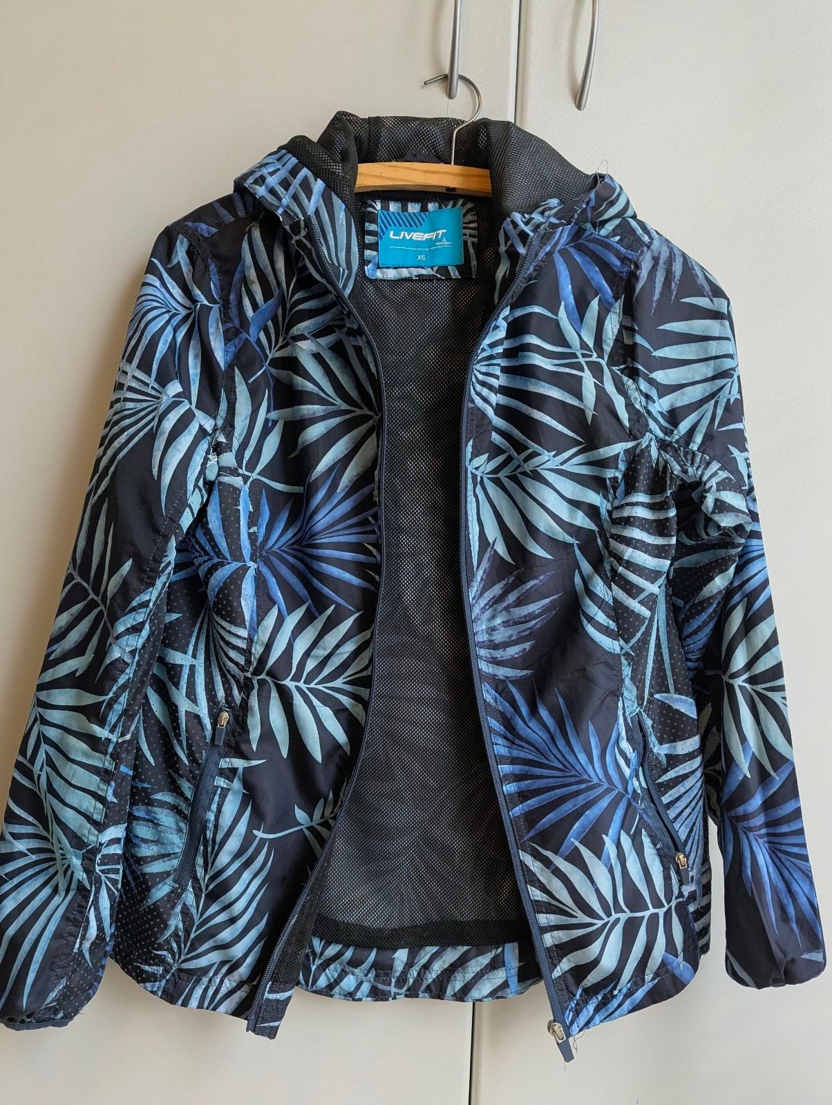 Yaga - marketplace for preloved fashion