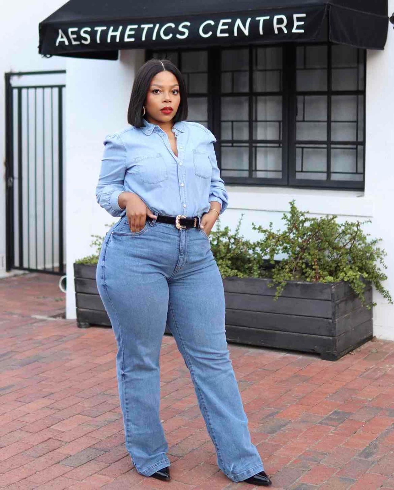 Yaga - marketplace for preloved fashion