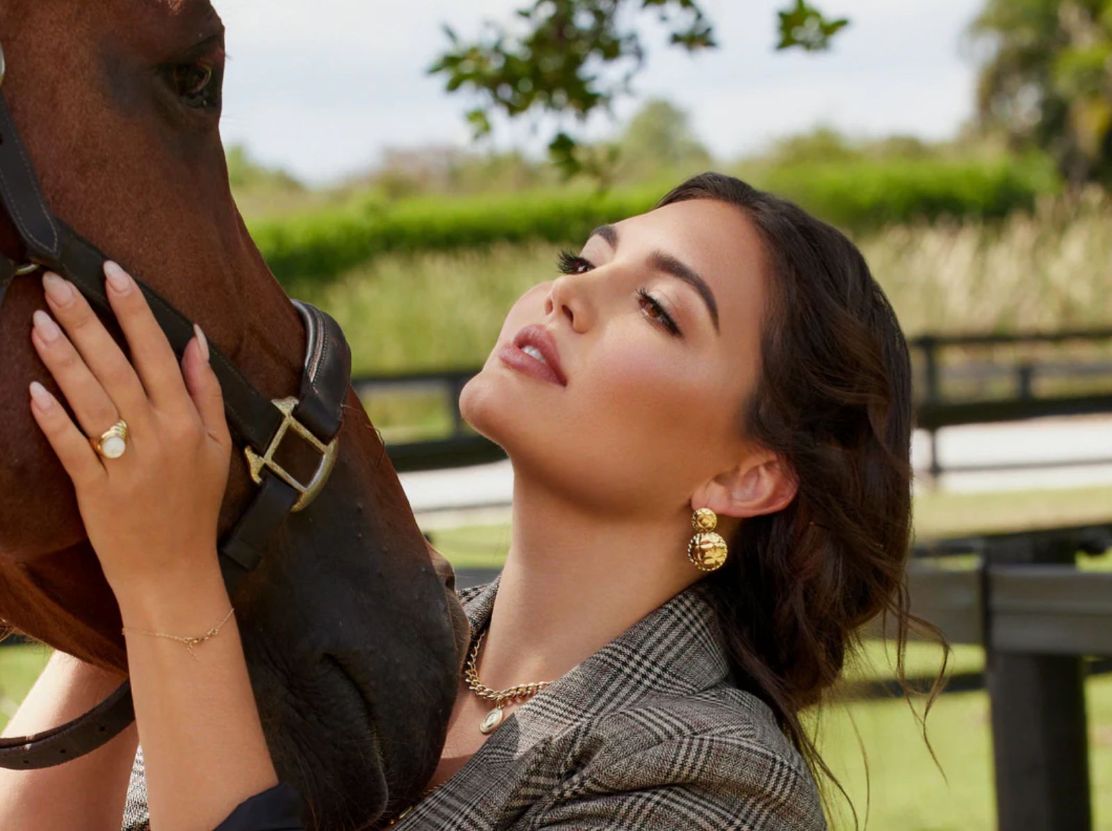 Yaga - marketplace for preloved fashion