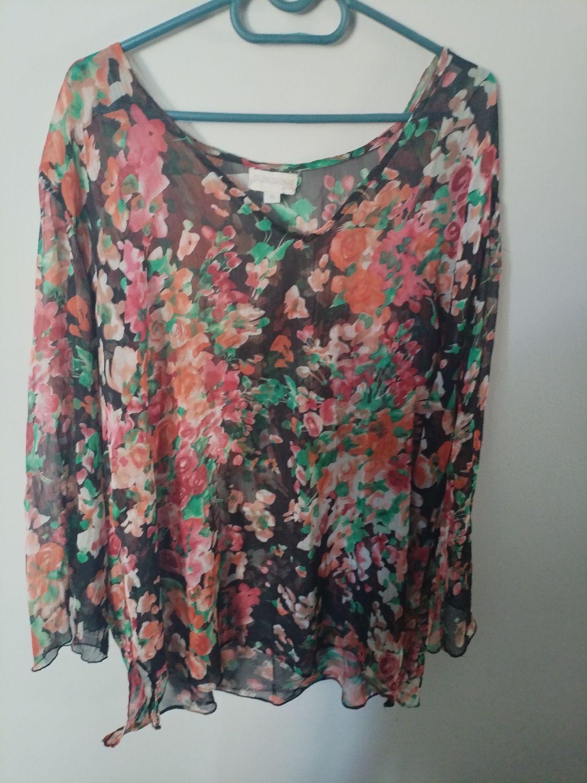 Yaga - marketplace for preloved fashion