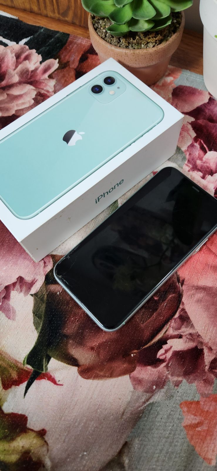 Yaga - marketplace for preloved fashion