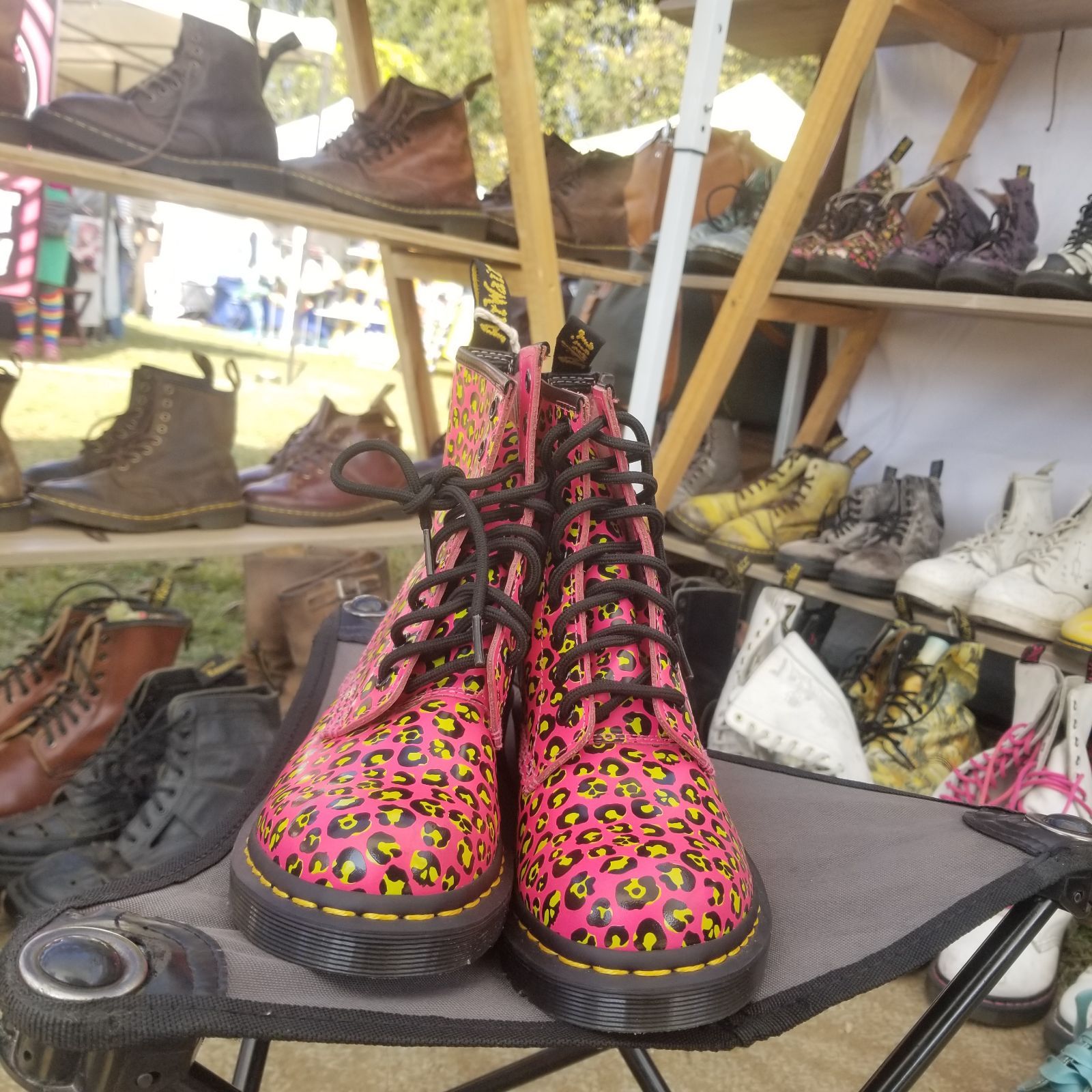 Yaga - marketplace for preloved fashion