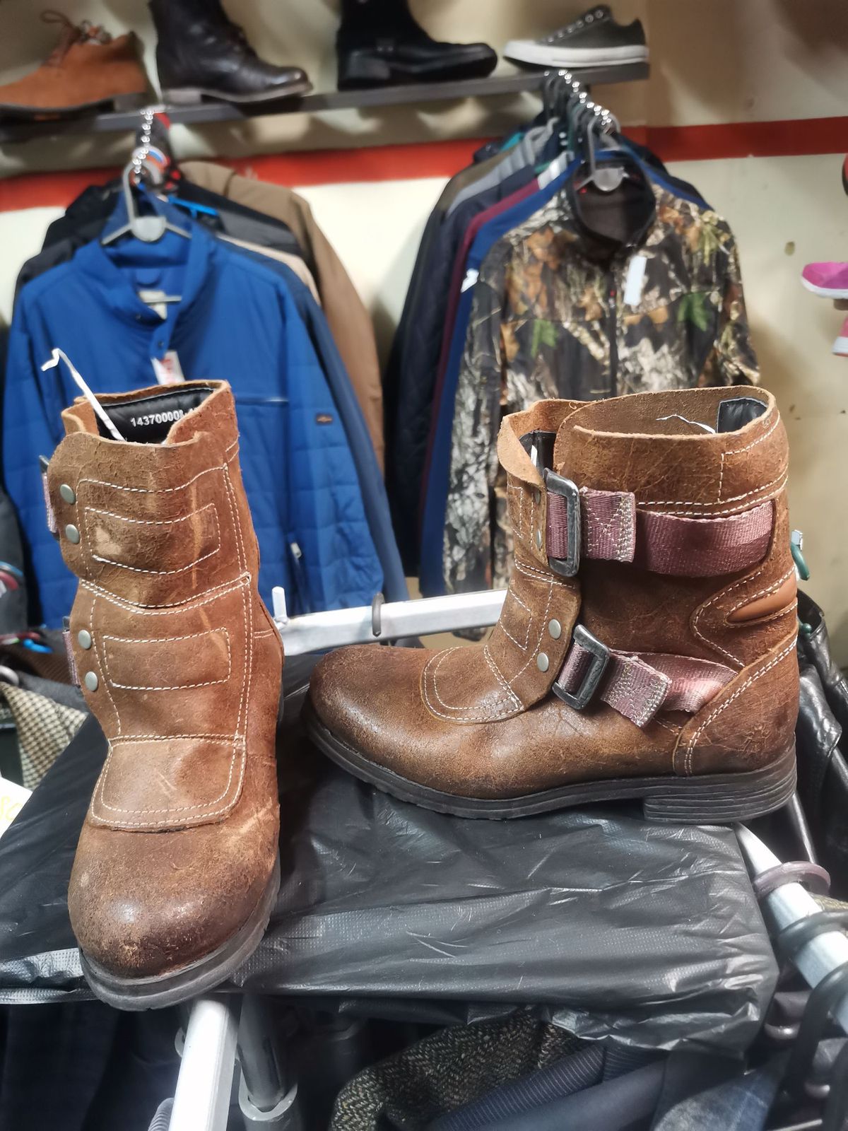 Yaga - marketplace for preloved fashion