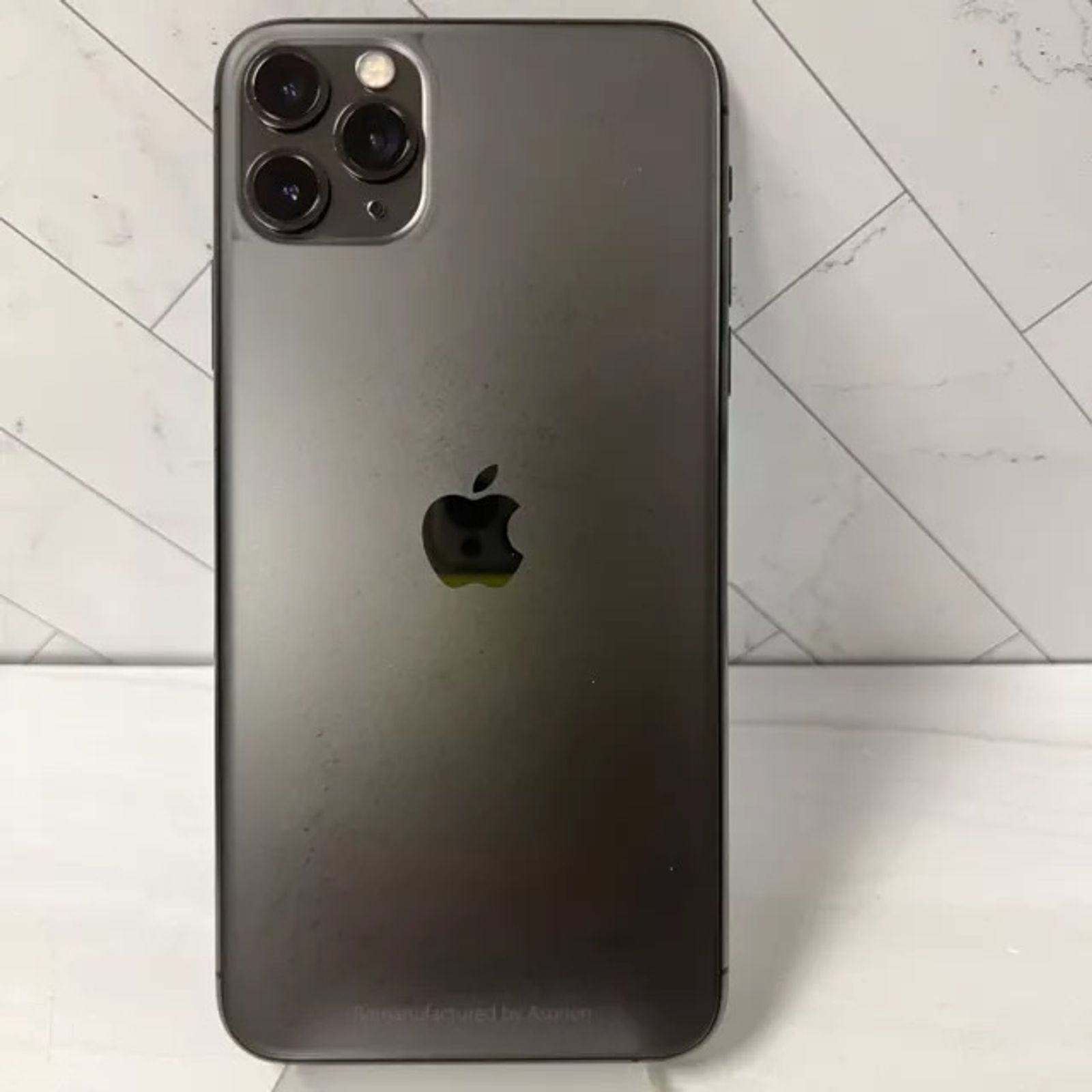 Yaga - marketplace for preloved fashion