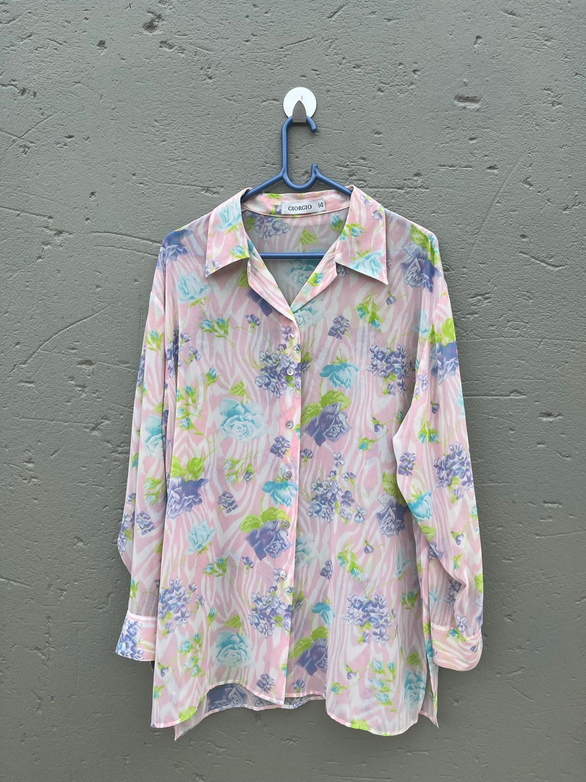 Yaga - marketplace for preloved fashion
