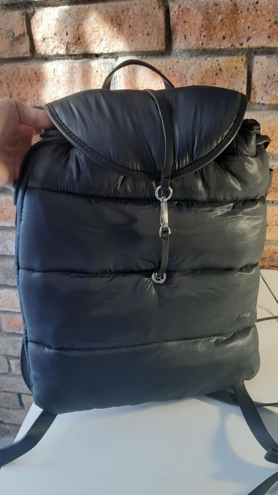 Yaga - marketplace for preloved fashion