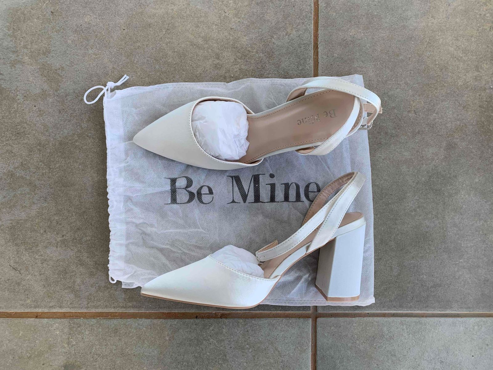 Yaga - marketplace for preloved fashion